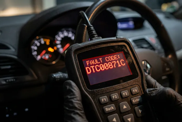 Code DTC00871C sur Renault Mégane 3 : causes, diagnostic et solutions ...
